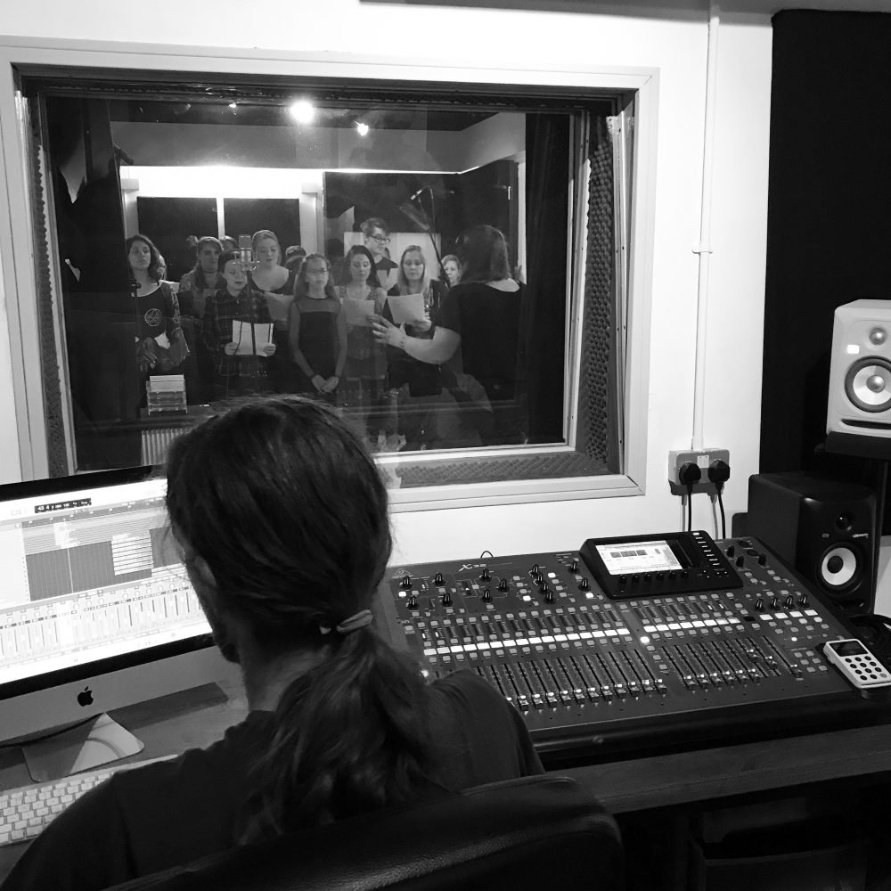 Group & Party Studio Experience - CapsaArx Studios